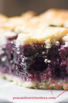 How to Make the Best Razzleberry Pie {step by step Video!}