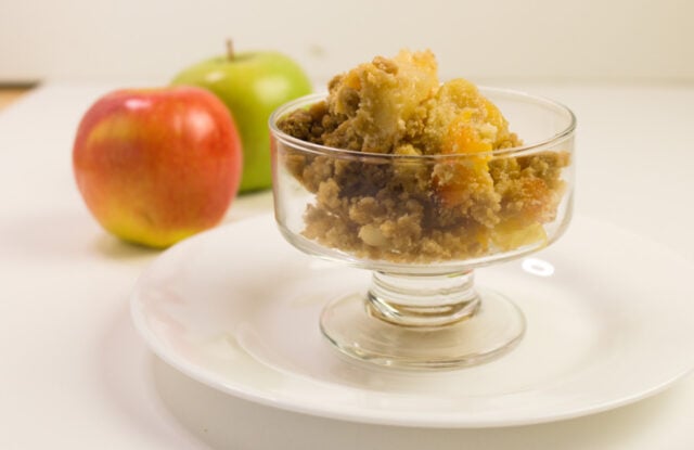 Bisquick Apple Cobbler Recipe {Easy Apple Desserts!} | Pie Lady Bakes