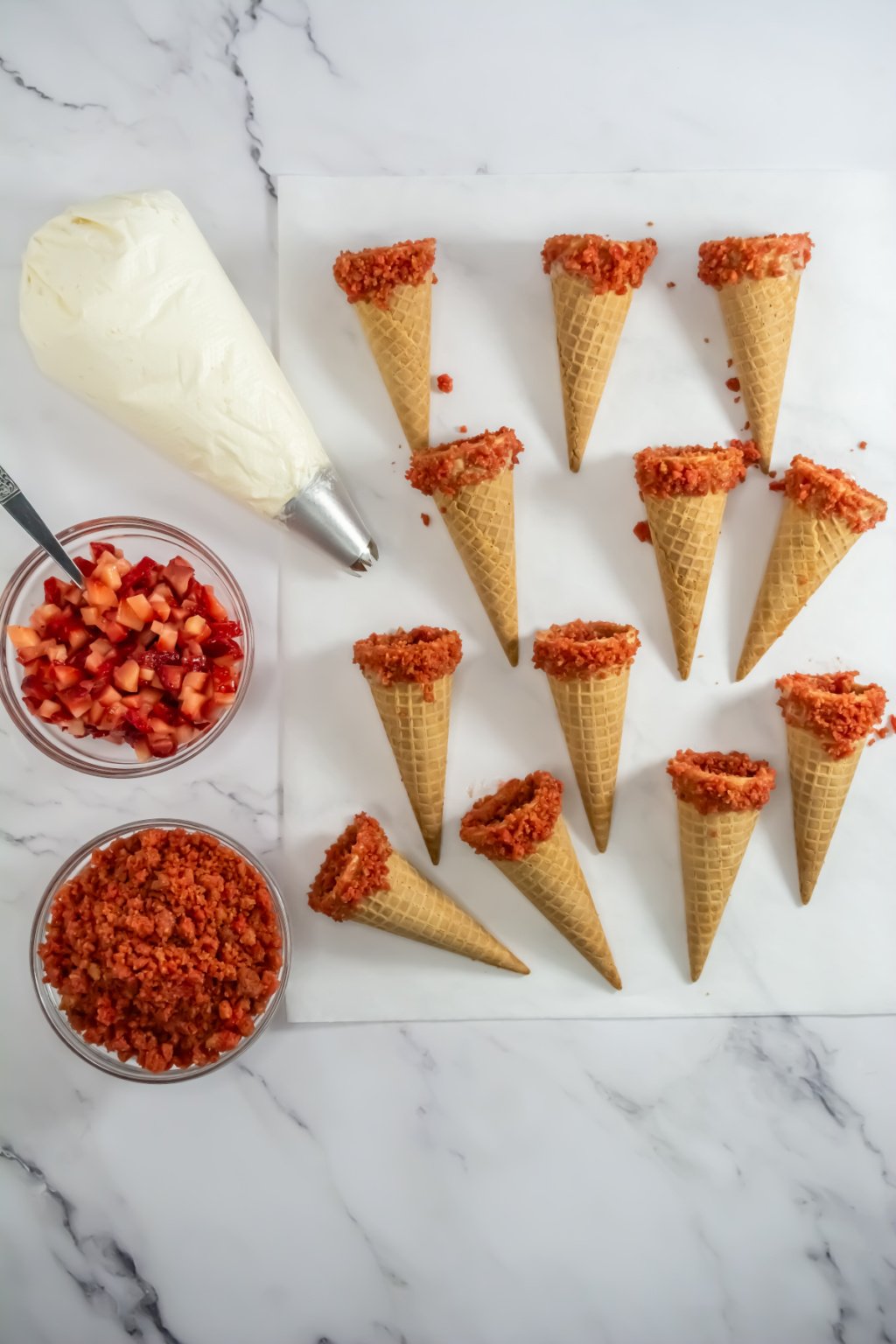 Strawberry Crunch Cheesecake Cones | Pie Lady Bakes
