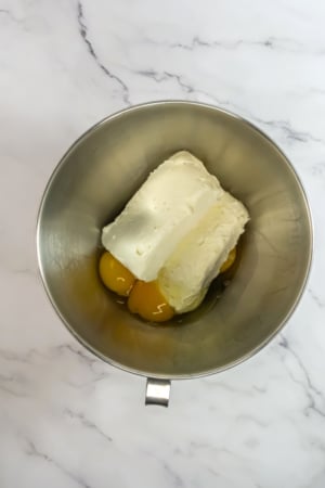 Delicious Strawberry Mini Cheesecakes: Perfect for Summer | Pie Lady Bakes