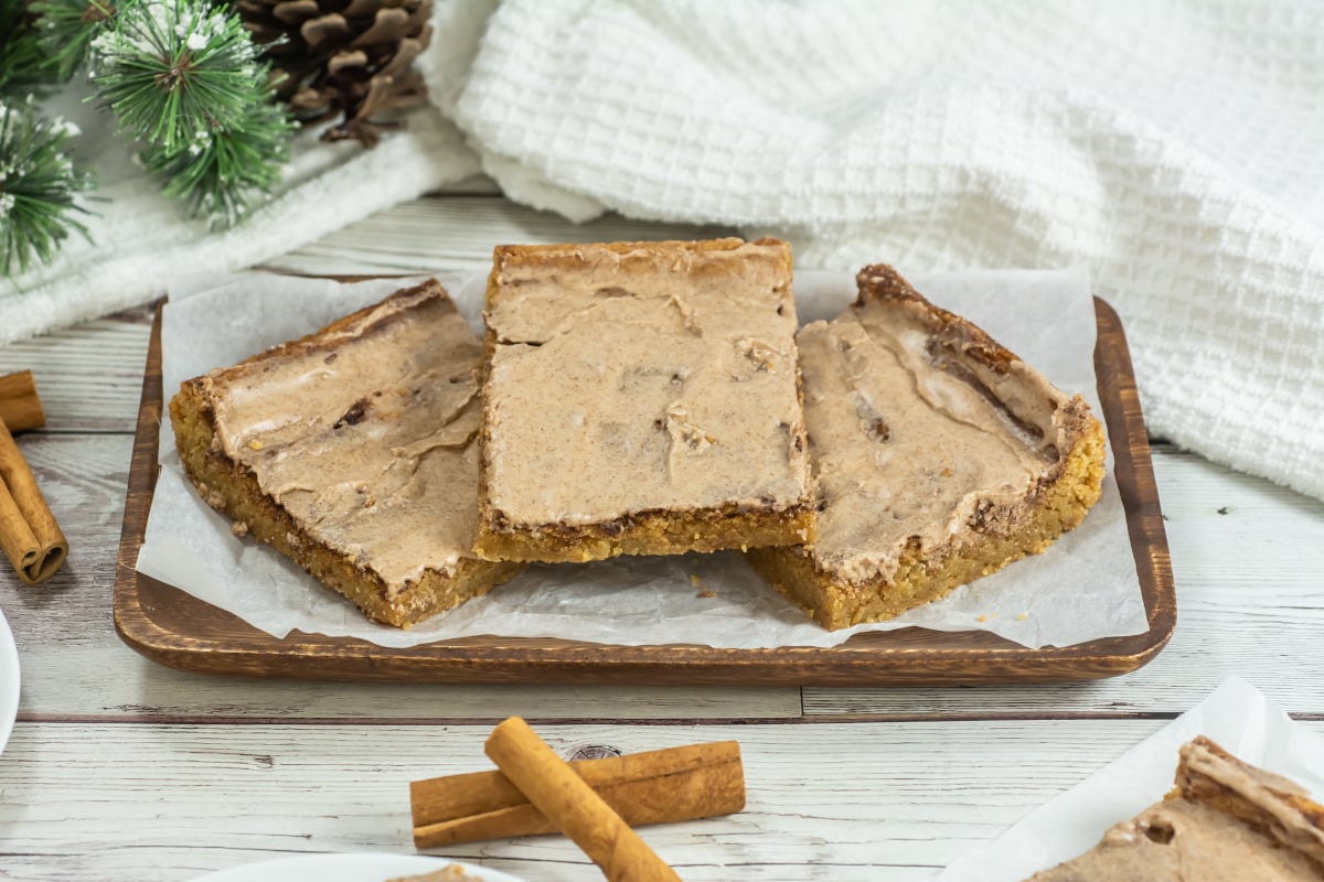 Snickerdoodle Cookie Bars | Pie Lady Bakes